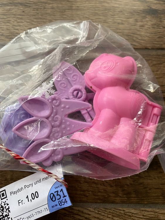 Various Playdo mini sets (Gebraucht) in Schönenbuch für CHF 2 – mit ...