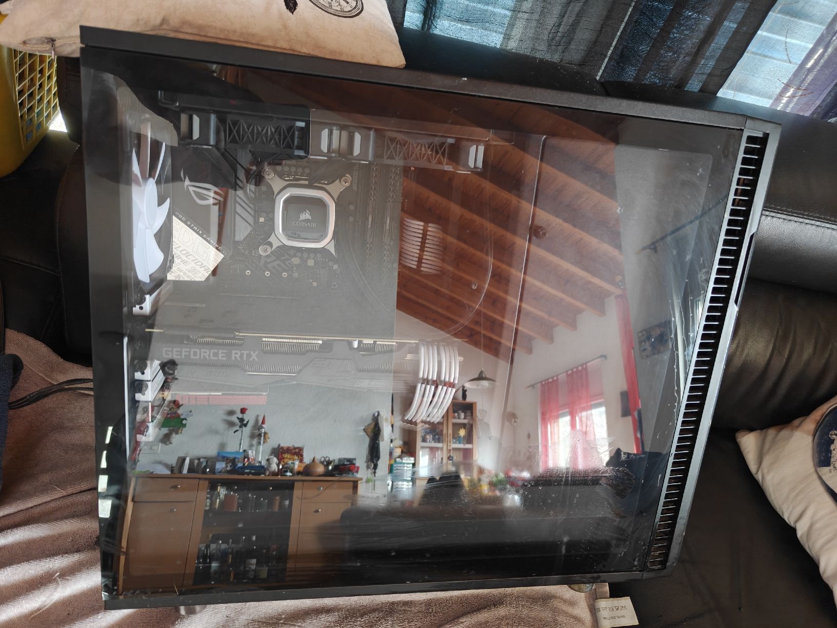 PC gaming i7-9700k CG 2080 Ti (Défectueux) à Savièse pour CHF 50 ...