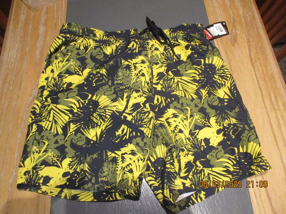 SPEEDO BADESHORTS NEU (Neu und originalverpackt) in Weissbad für CHF 25 ...