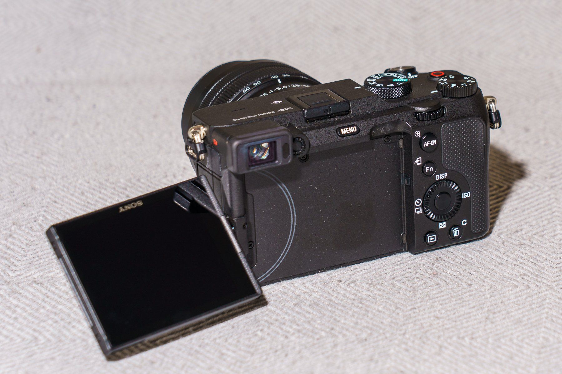 Sony a7C Mirrorless Camera with 28-60mm Lens (Black) (D'occasion) à ...