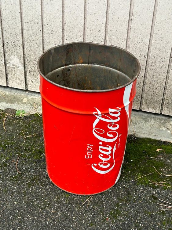 Bidon Coca-Cola (Gebraucht) in gland für CHF 100 – nur Abholung auf ...