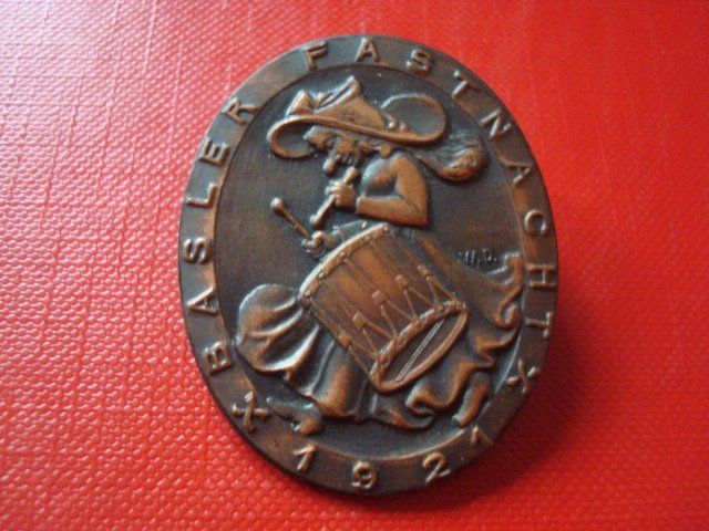 Fasnachtsplakette 1921 (Gebraucht) in Riehen für CHF 17 – mit Lieferung auf Ricardo kaufen