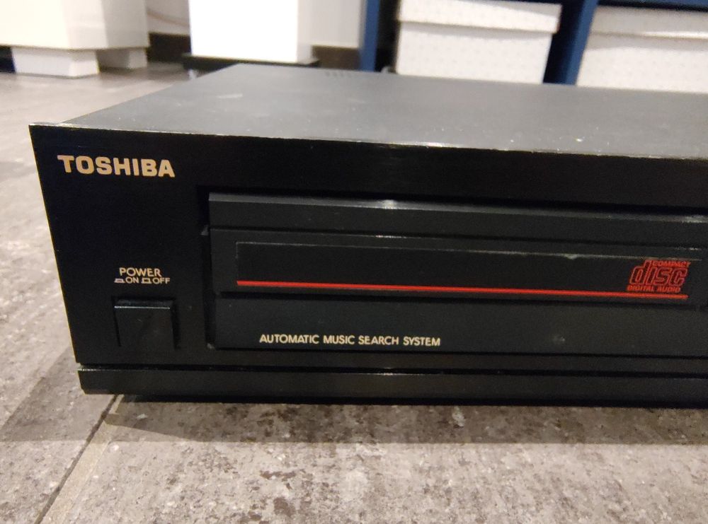 CD Player Toshiba XR-40 (Defekt) in Wil SG für CHF 19 – mit Lieferung ...