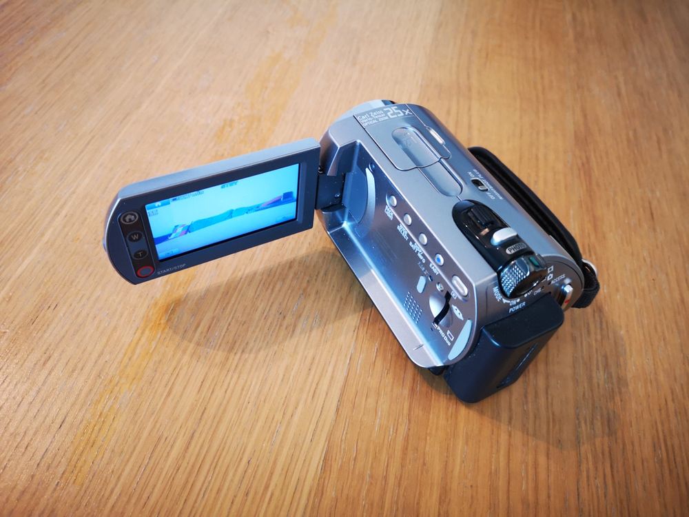 Handycam Sony DCR-SR62 HDD (Gebraucht) in Nunningen für CHF 150 – mit ...