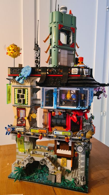 Lego Ninjago 70620 (Gebraucht) in Schattenhalb für CHF 390 – mit ...