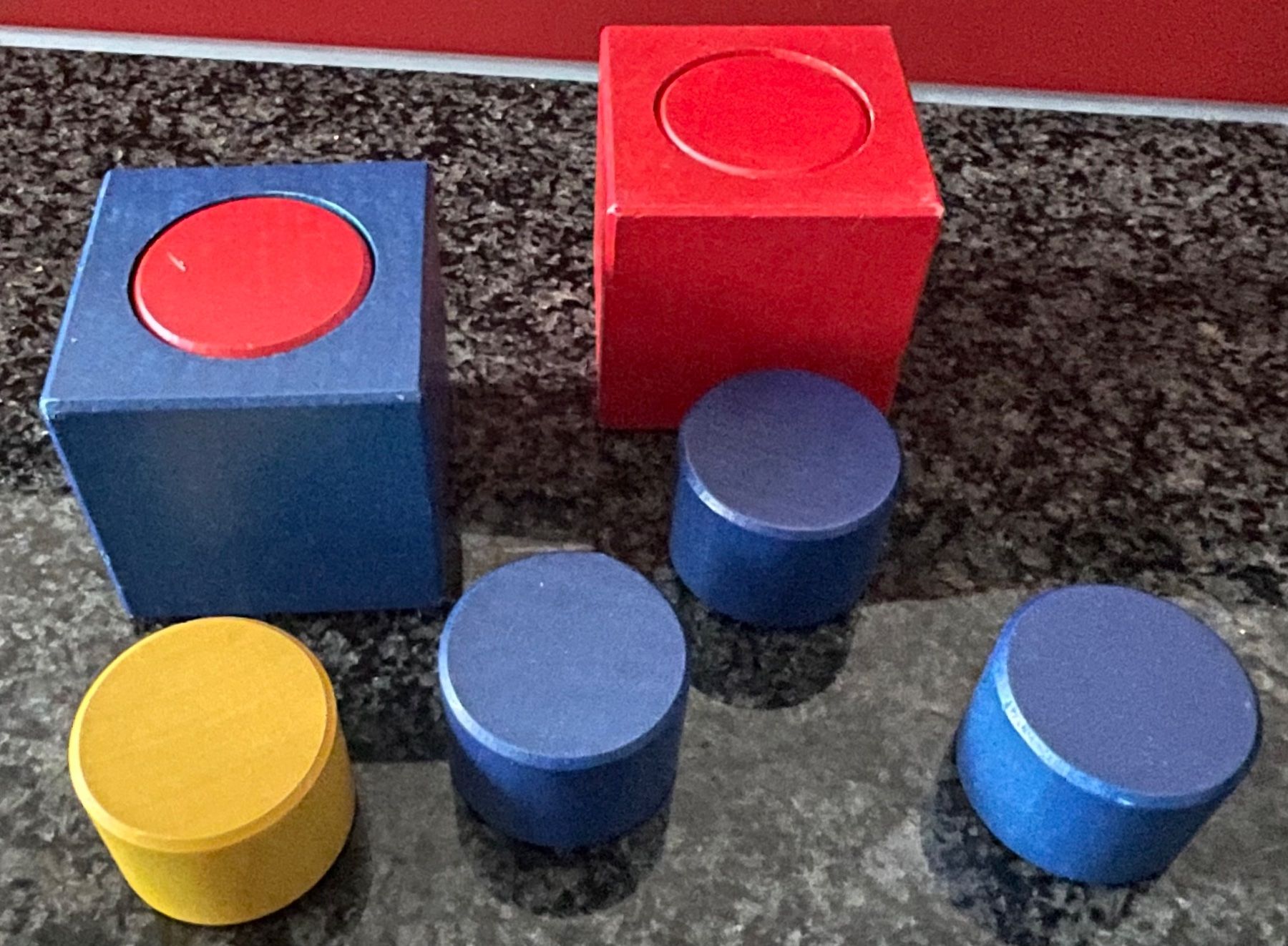 Naef Ligno, Bauklötze, Würfel, Ersatzteile, Porto 3.40 (Gebraucht) in Zuerich für CHF 8 – mit ...