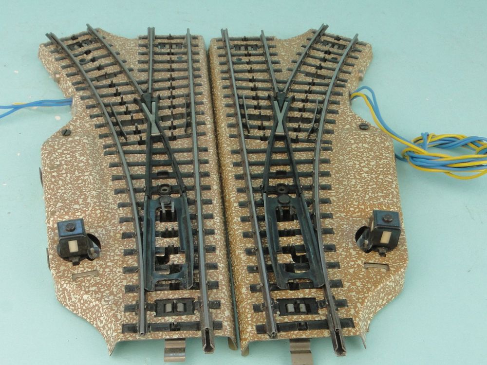 Märklin M-Gleis 5119/5119 elektr. Weichenpaar (Gebraucht) in Bülach für ...