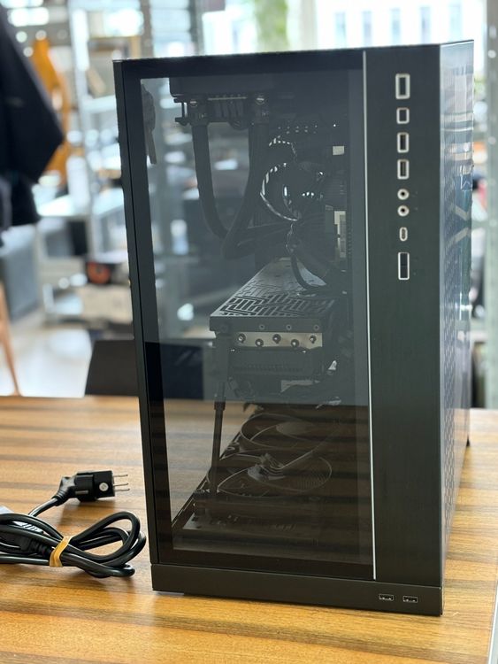 Workstation / Hi-End Gaming PC / Threadripper / RTX 4090 (Gebraucht) in ...