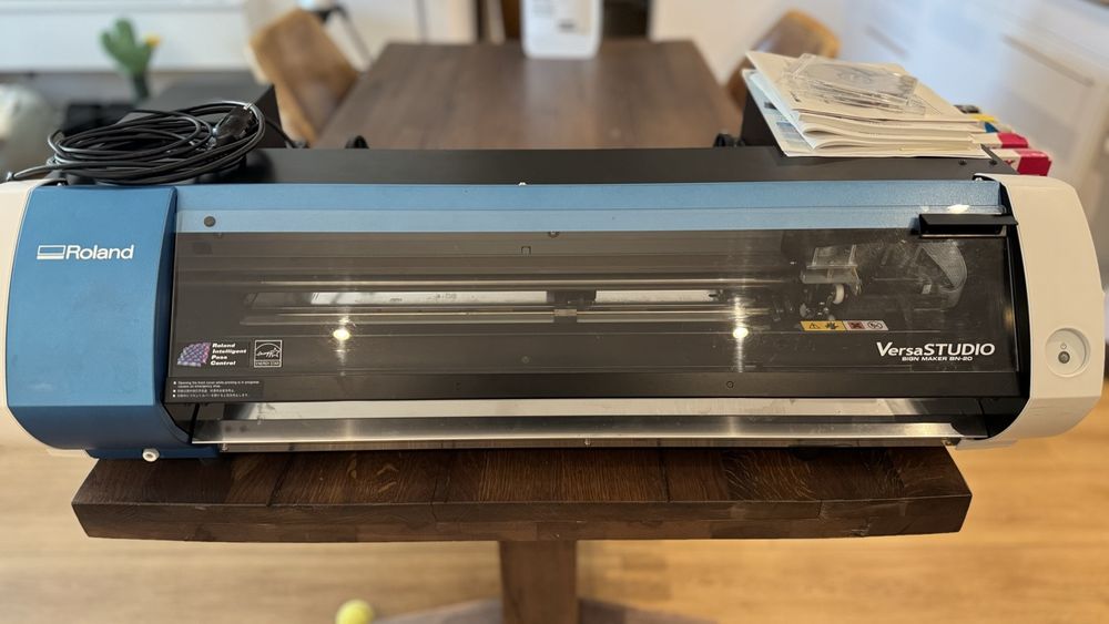 Roland BN-20 Plotter inkl. Zubehör (Defekt) in Salmsach für CHF 300 ...