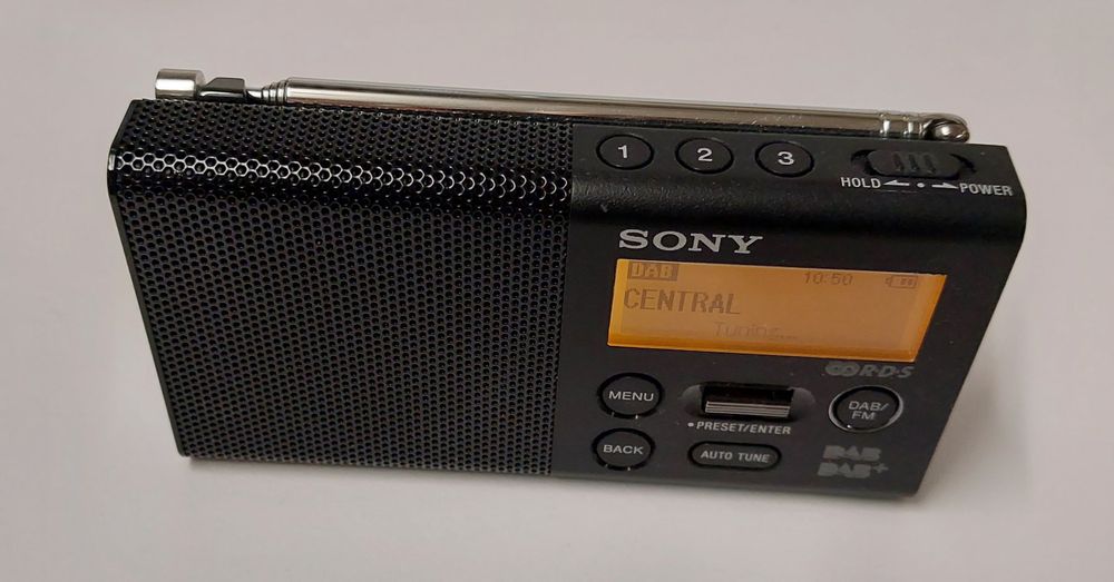 Sony Mini DAB Radio (Gebraucht) in Grüningen für CHF 30.9 – mit ...