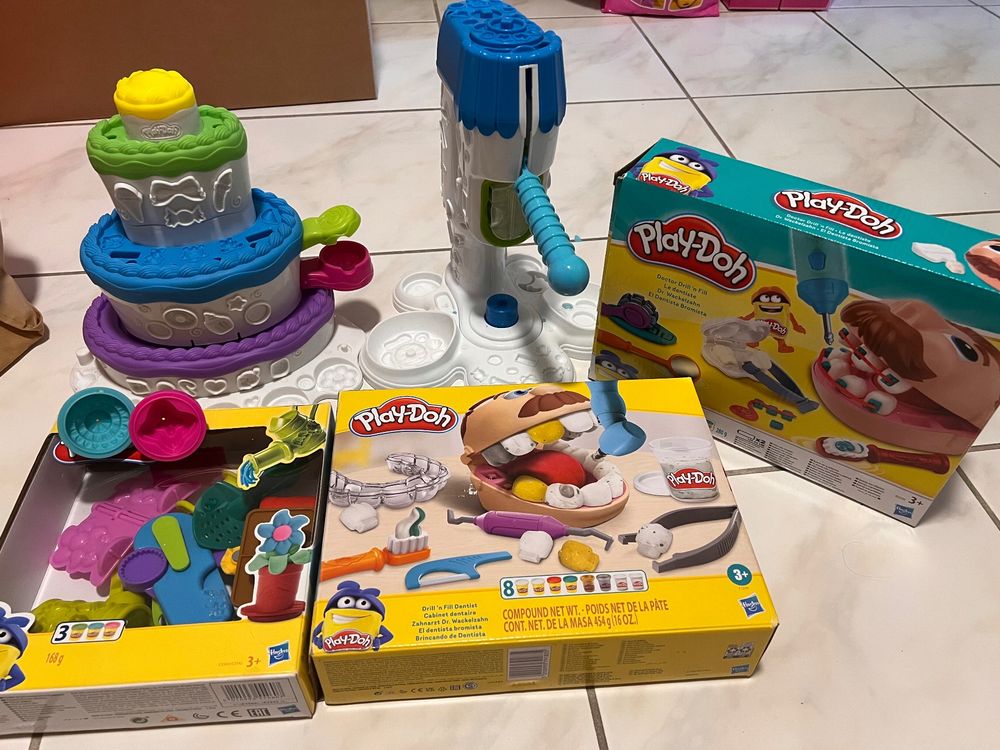 Play-Doh Knetmasse Set (Gebraucht) in Bellach für CHF 10 – mit Lieferung auf Ricardo kaufen