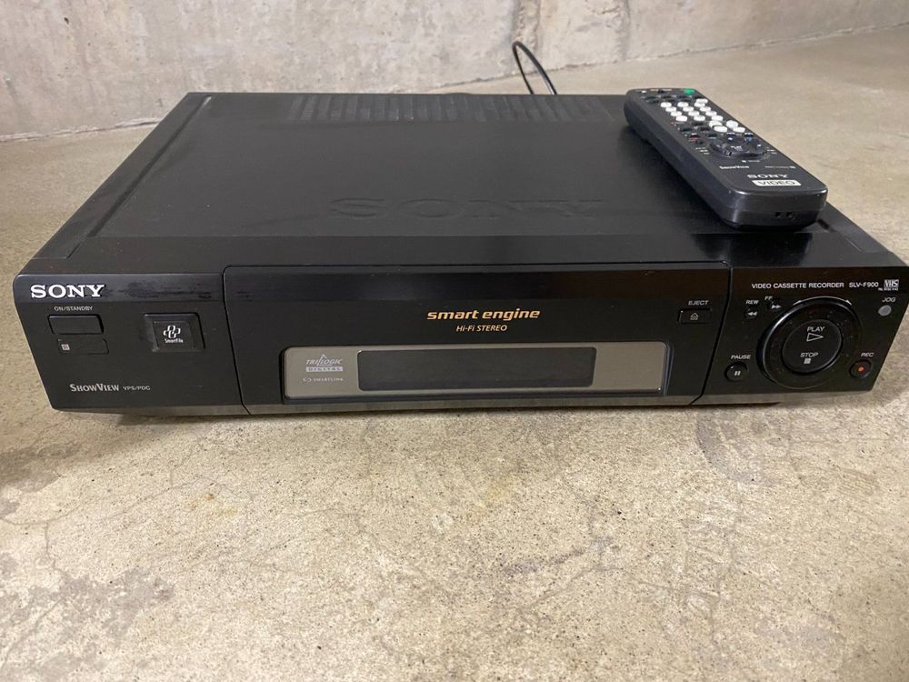 VHS Videorecorder Sony (Gebraucht) in Port für CHF 58 – nur Abholung ...