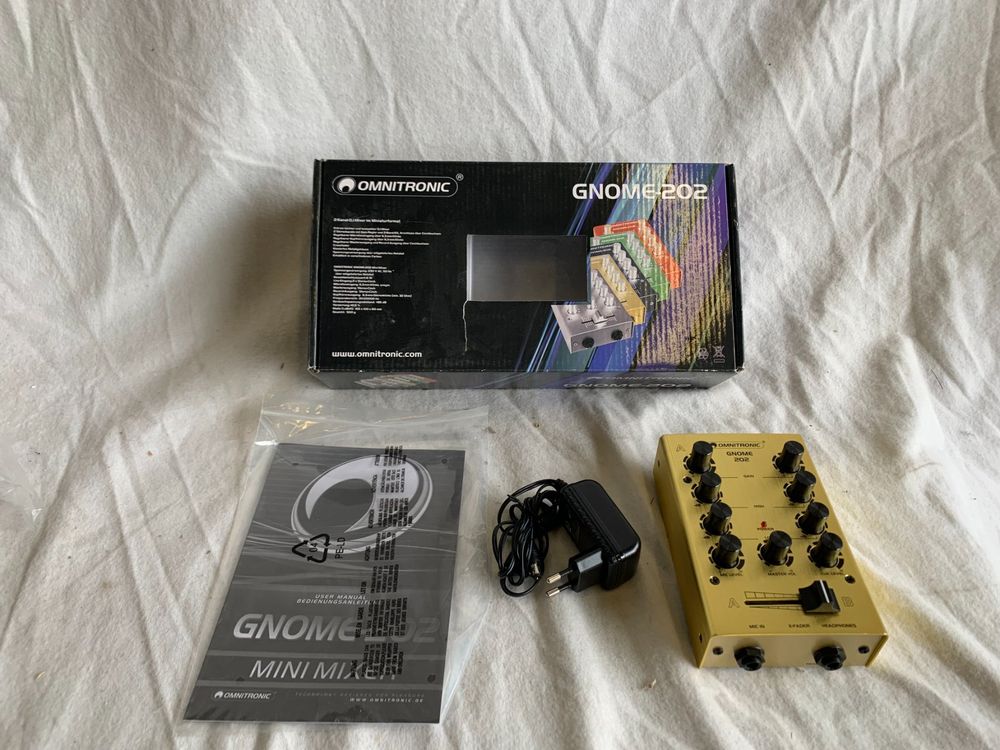Omnitronic Gnome-202 2-Channel Dj mixer (S506) (Neu und ...
