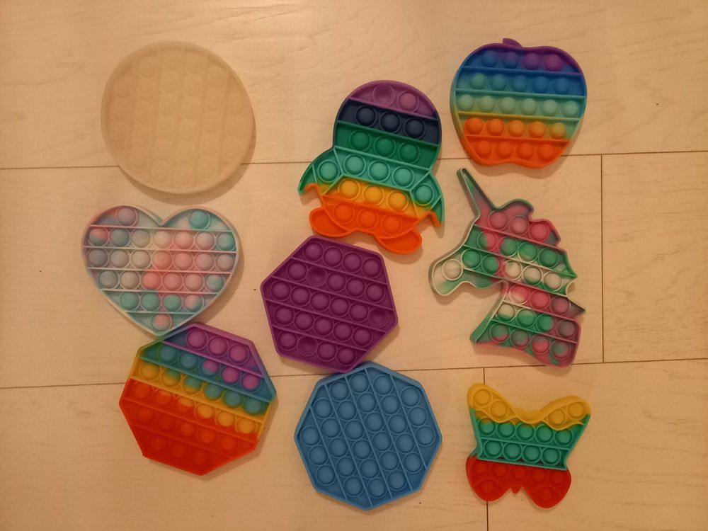 Pop it 9 stk (Gebraucht) in Pfäffikon ZH für CHF 5 – mit Lieferung auf ...