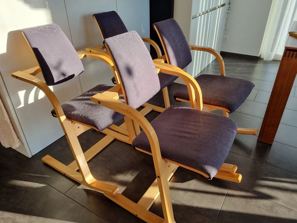 4 Stokke Varier Actulum Stühle mit Stoffbezug (Gebraucht) in Wilen ...