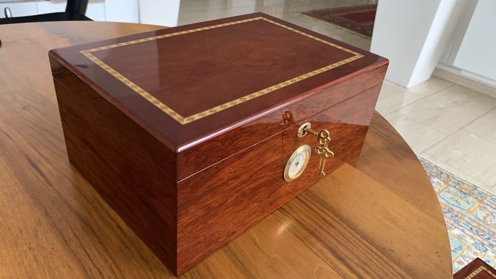 Humidor für Zigarren | Kaufen auf Ricardo