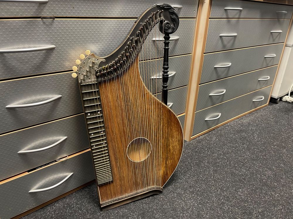 Harfe (Gebraucht) in Thun für CHF 49 – mit Lieferung auf Ricardo kaufen