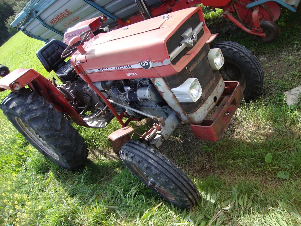 Traktor Massey Ferguson MF135 (Gebraucht) in Muri AG für CHF 4050 – nur Abholung auf Ricardo kaufen