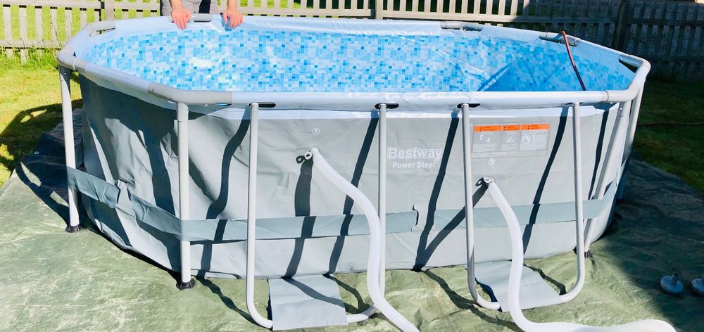 Pool Bestway (Gebraucht) in für CHF 80 – nur Abholung auf Ricardo kaufen