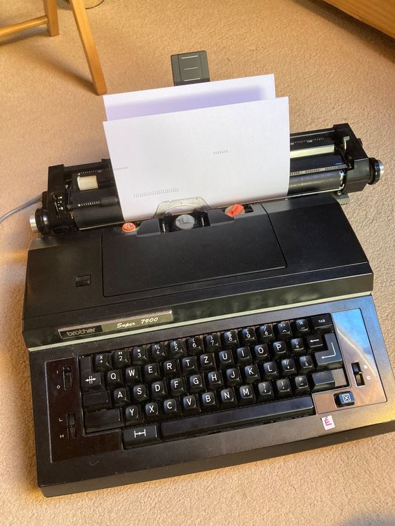 Machine à écrire Brother Super 7900 très bon état | Kaufen auf Ricardo