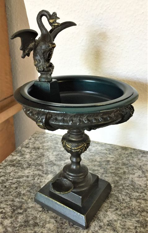 Basler Basilisk Brunnen, Metall Modell mit Hundenapf, | Kaufen auf Ricardo