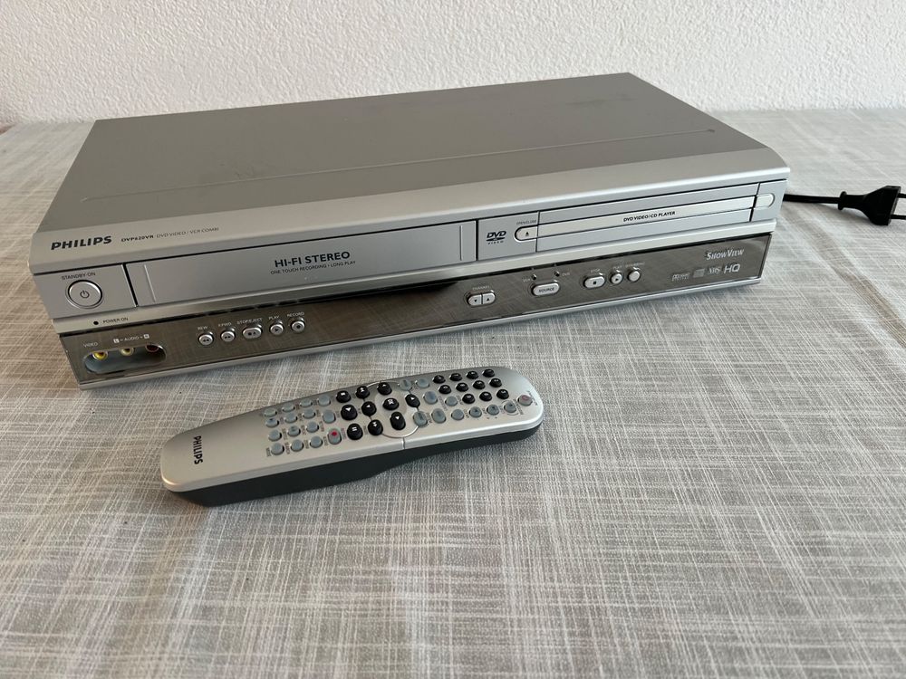 VHS + DVD Player Recorder Philips DVP 620 VR | Kaufen auf Ricardo