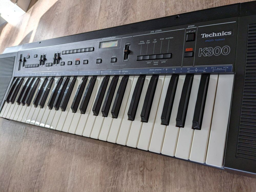 Technics K300 PCM Keyboard (Gebraucht) in Cham für CHF 10 – mit ...
