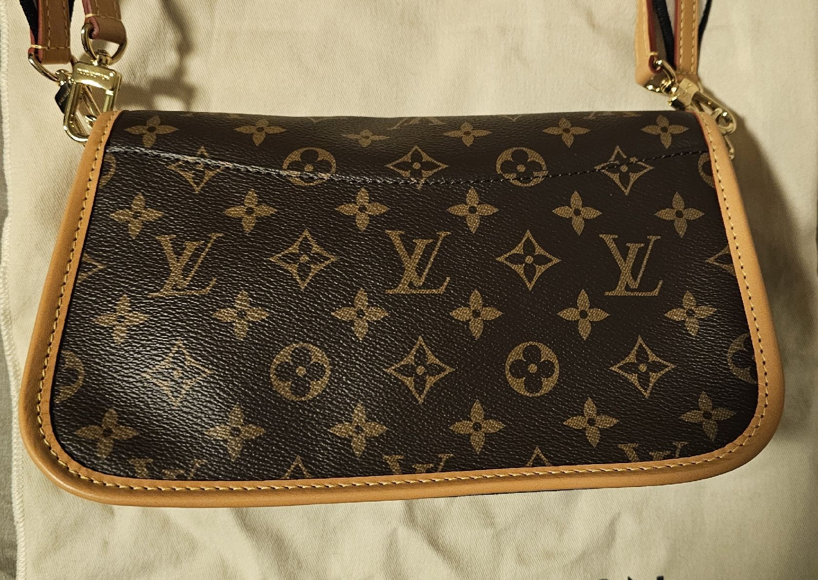 Louis vuitton Diane (Neu (gemäss Beschreibung)) in Weite für CHF 1650 ...
