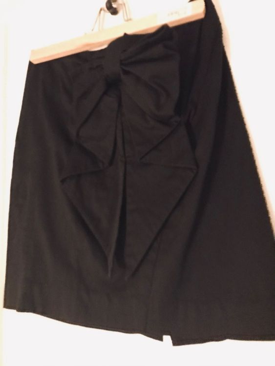 Enger MiniRock mit grosser Schleife (Neu (gemäss Beschreibung)) in ...