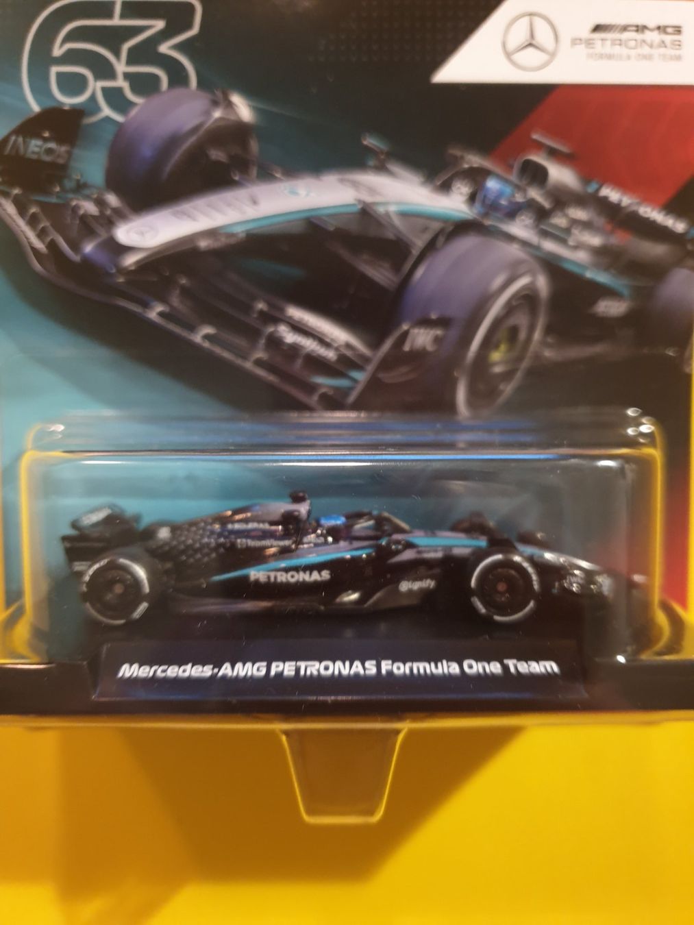 Hot Wheels MERCEDES-AMG PETRONAS FORMULA ONE TEAM #63 (Neu und ...