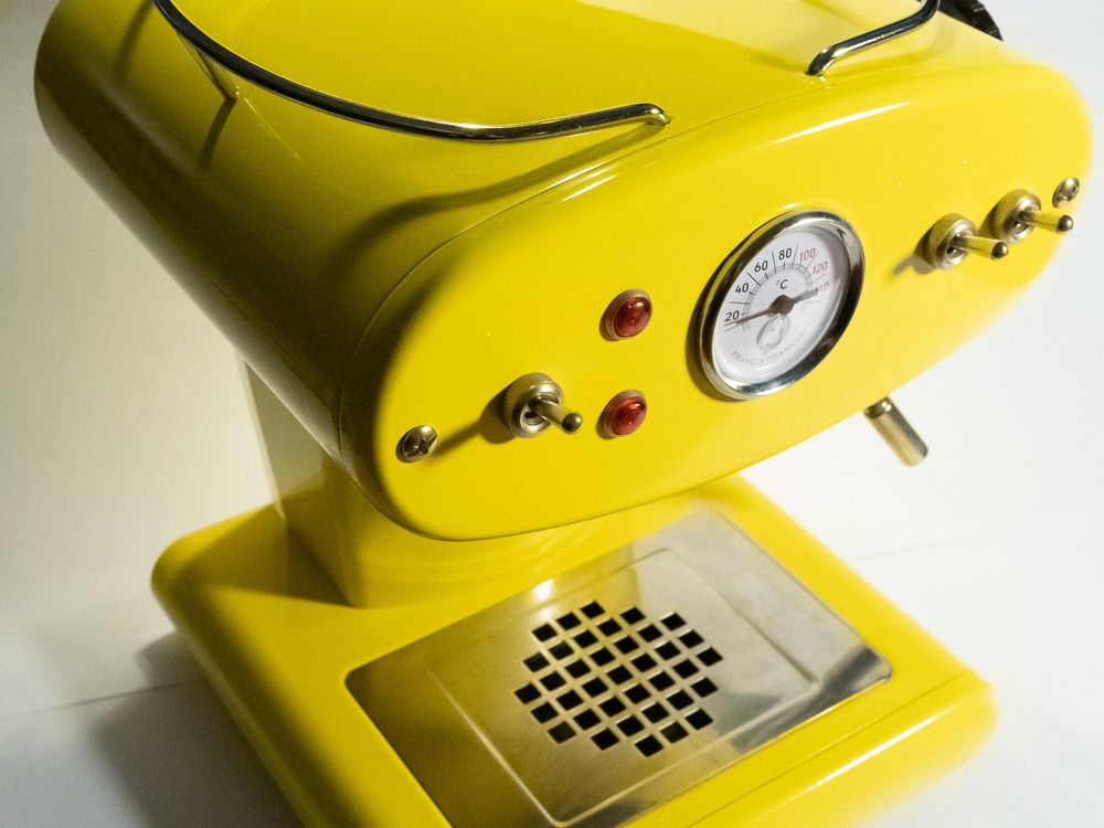 Francis Francis X1 Espresso Machine Gelb (Gebraucht) in Fribourg für ...