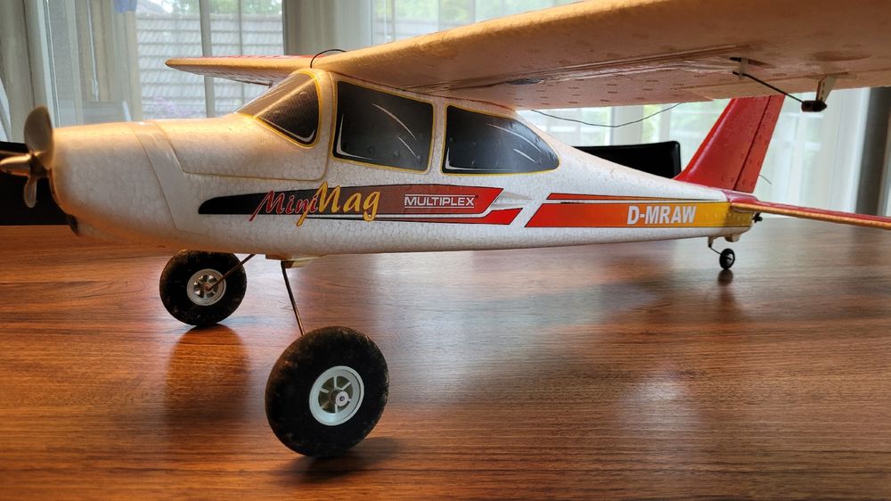 RC Flugzeug Multiplex MiniMag, Top Zustand. (Gebraucht) in Wangen an ...