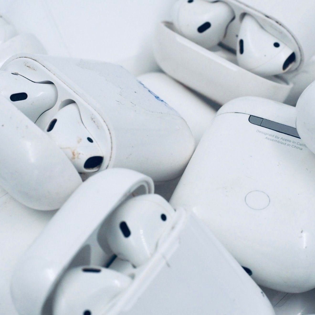 57x Original Apple AirPods 2 Gen. AirPods mit Case (Defekt) in Basel ...