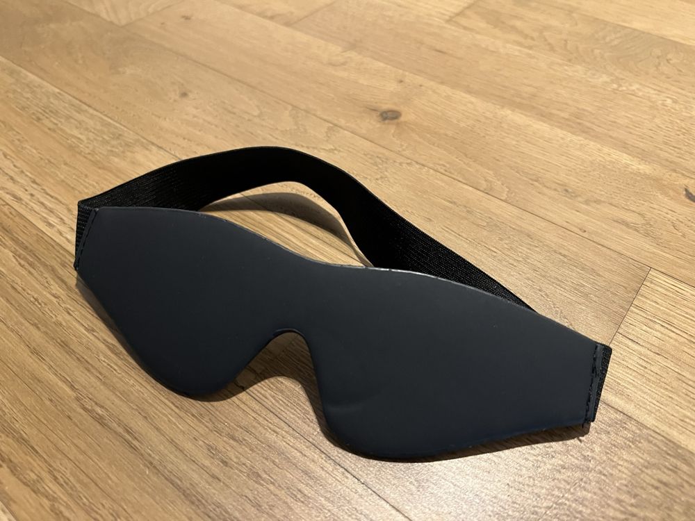 Augenbinde (Neu (gemäss Beschreibung)) in Altendorf für CHF 4.5 – mit ...