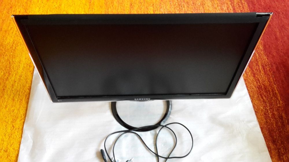 Samsung SyncMaster TV+Monitor T24A550 | Kaufen auf Ricardo