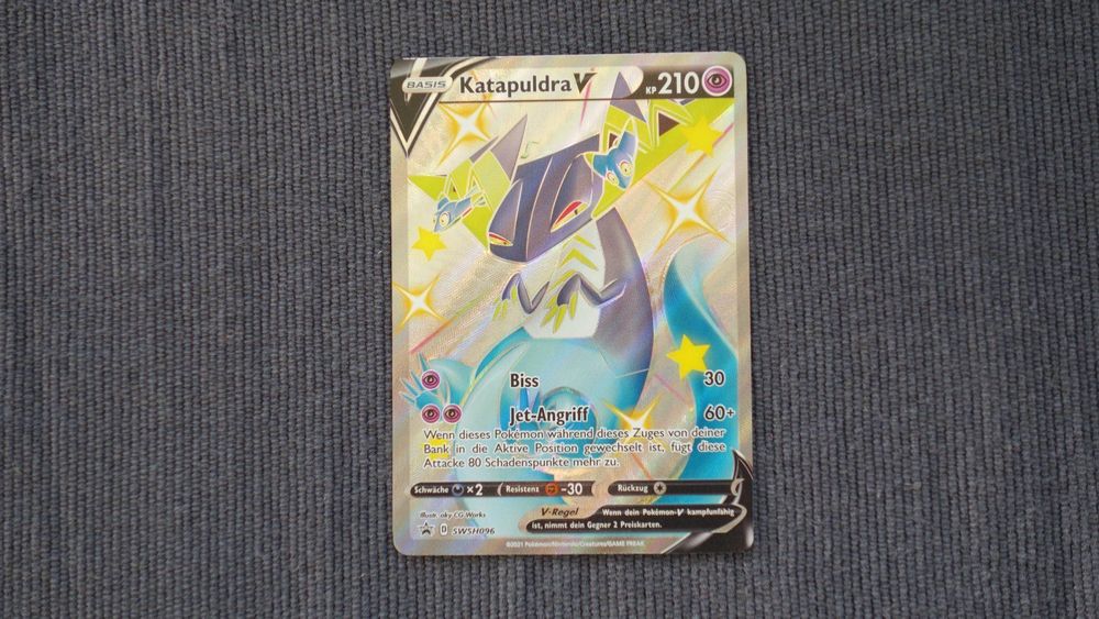 Dragapult V Shiny Shining Fates (DE) (Gebraucht) in Uster für CHF 3.5 ...