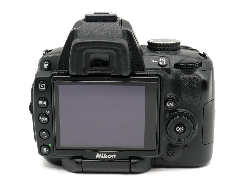 Nikon D5000 12.3 MP DSLR-Digitalkamera, CMOS, Auslöser 13674 | Kaufen ...