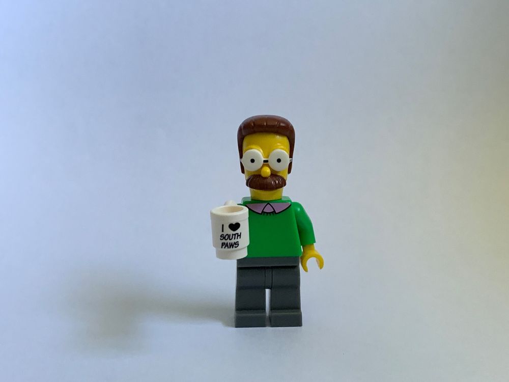 Lego Simpsons Ned Flanders (Gebraucht) in Paspels für CHF 4.5 – mit ...