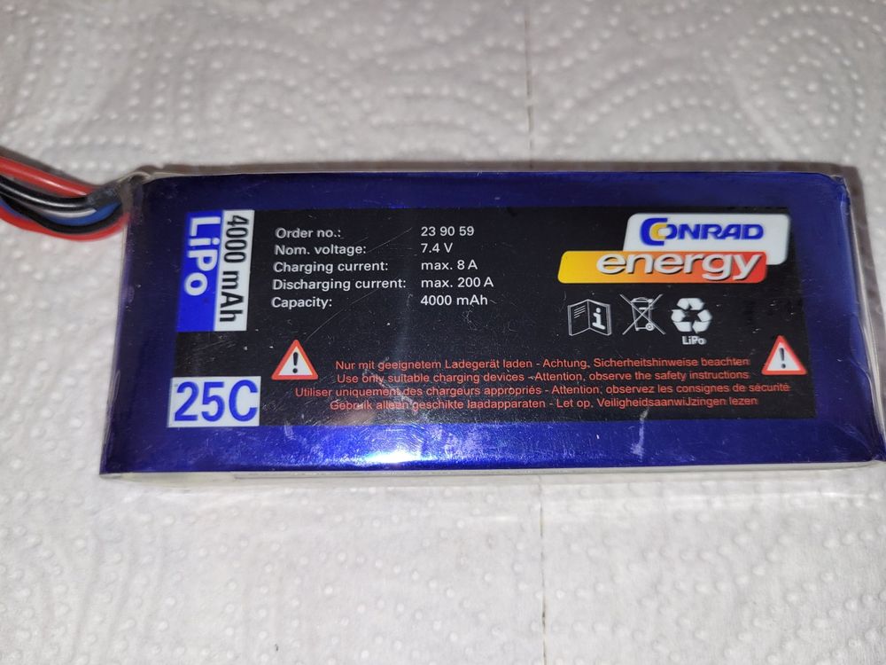 Neues BEC 6V/5A, inkl. neuem Lipo 2S 4000mAh., für Empfänger (Neu ...