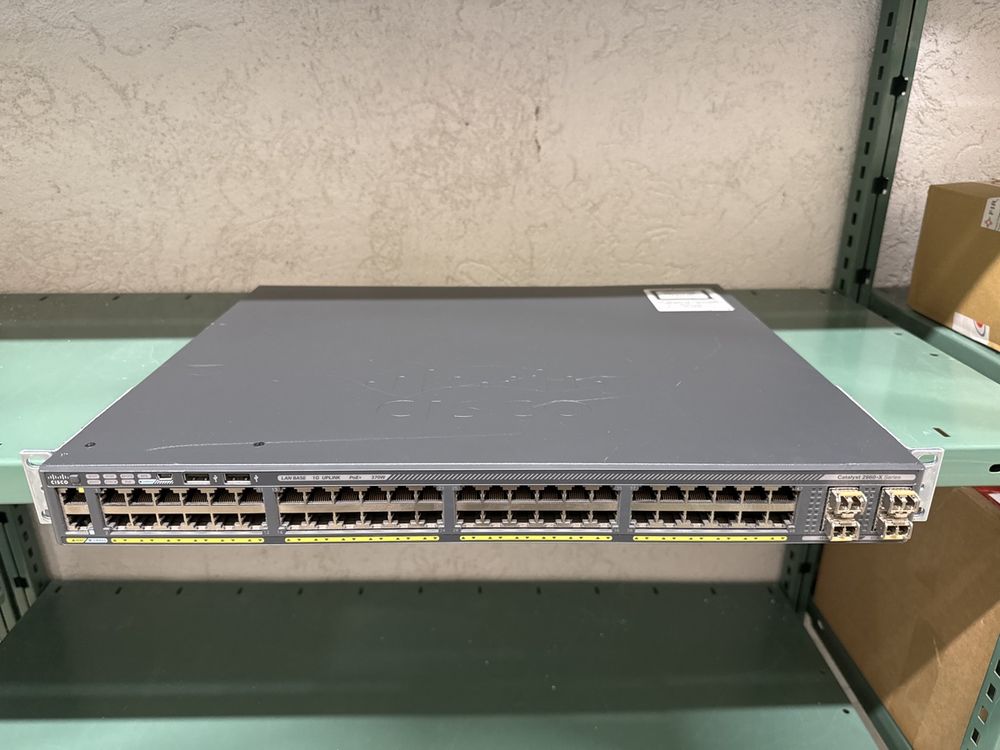 Cisco Catalyst 2960X-48LPS-L Switch (Gebraucht) in Zürich für CHF 50 ...