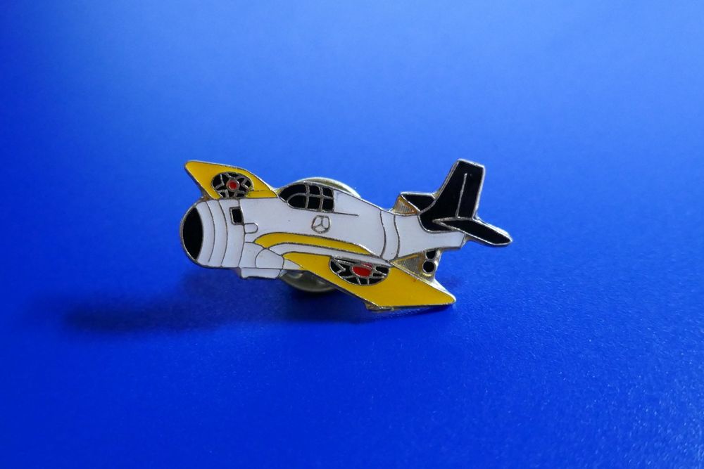 Pin's Avion Militaire - USA | Kaufen auf Ricardo