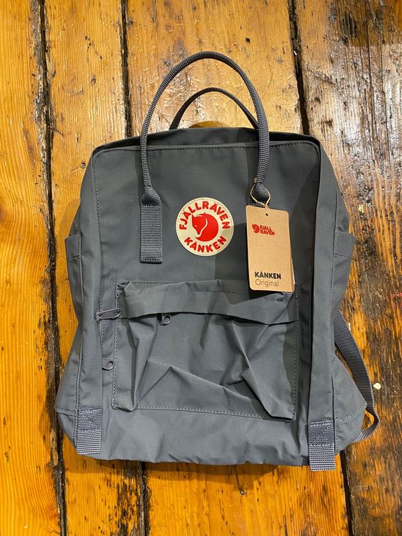 Fjällräven Kanken Rucksack Grey (Neu und originalverpackt) in Hochdorf ...
