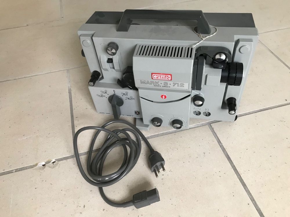 EUMIG Mark - S - 712 Super 8 Projektor - Defekt (Defekt) in Muttenz für CHF 5 – nur Abholung auf ...