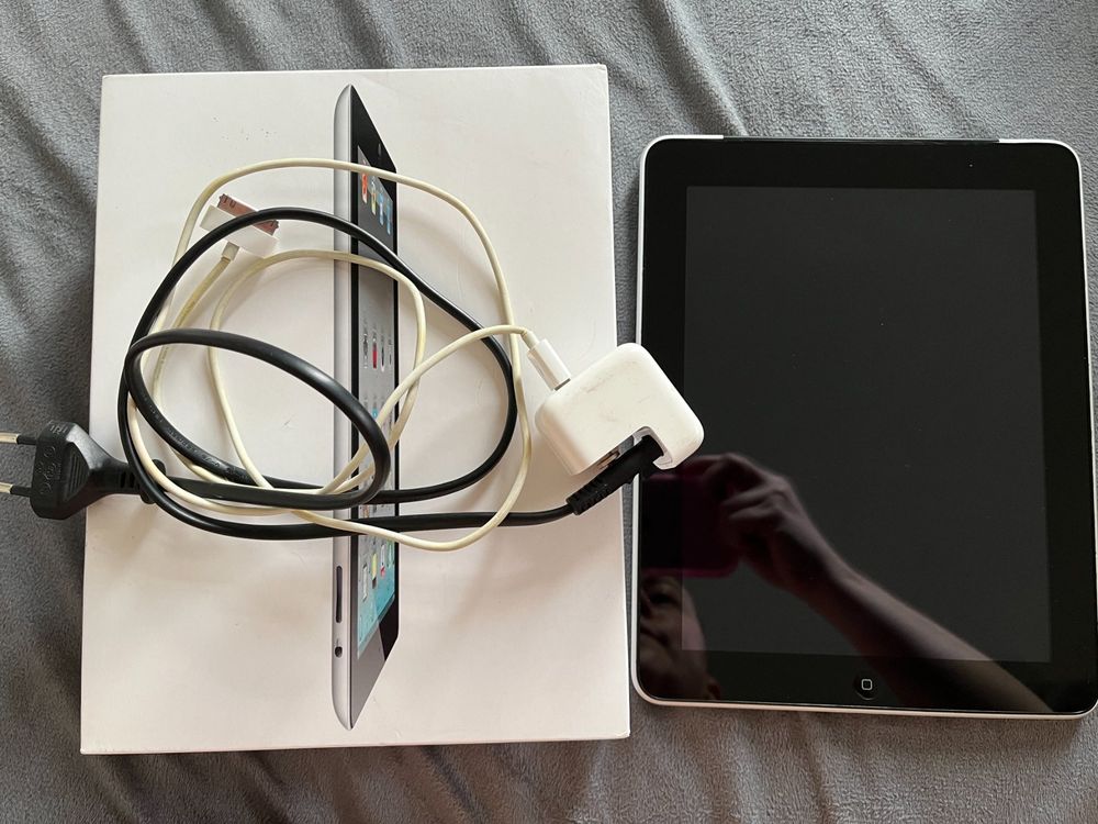 iPAD 1 WITH NEW BETERRY!!! WITH SIM (Gebraucht) in Genève für CHF 35 ...