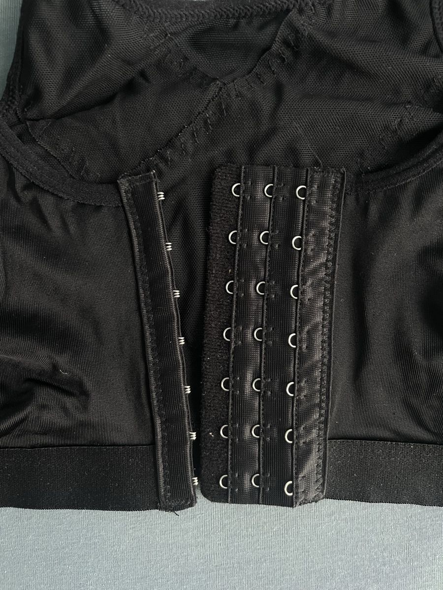 Brassière ajustable (D'occasion) à Vevey pour CHF 7 – avec livraison ...