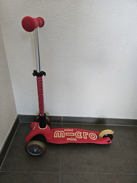 Micro Mini Deluxe Scooter (Gebraucht) in Niederbüren für CHF 16 – nur Abholung auf Ricardo kaufen