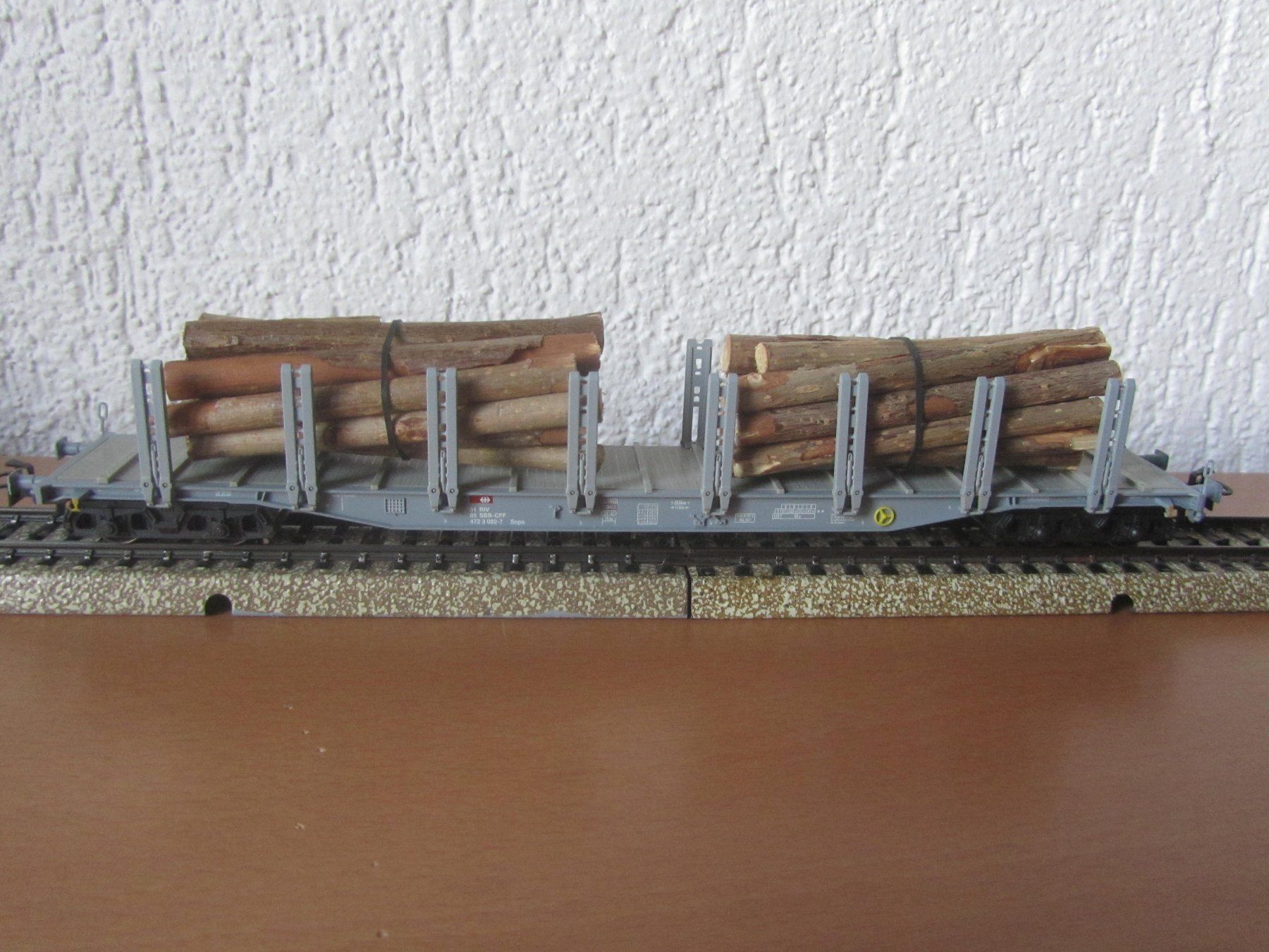 Märklin HO 47149/2 Holzwagen SBB mit Baumstämmen beladen (D'occasion) à ...