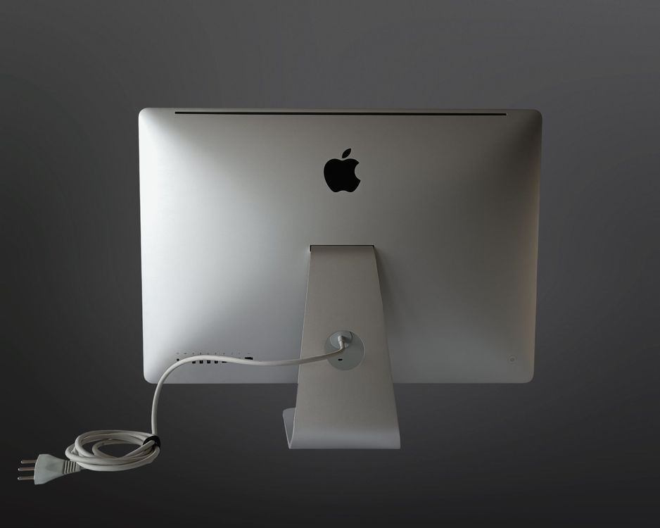 APPLE iMac 12.2 27'' (2011) (Gebraucht) in für CHF 53 – nur Abholung ...