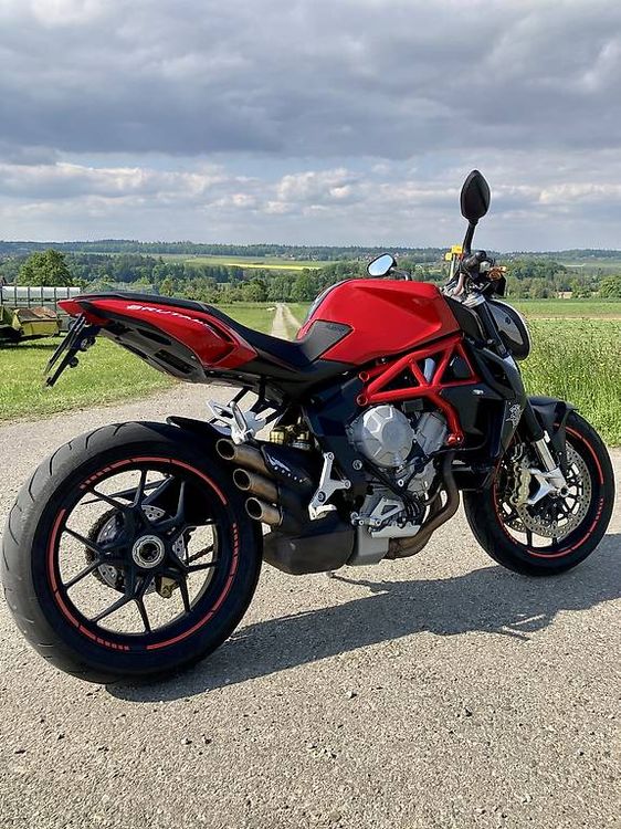 Spannende Mv Agusta Gebraucht Fotos