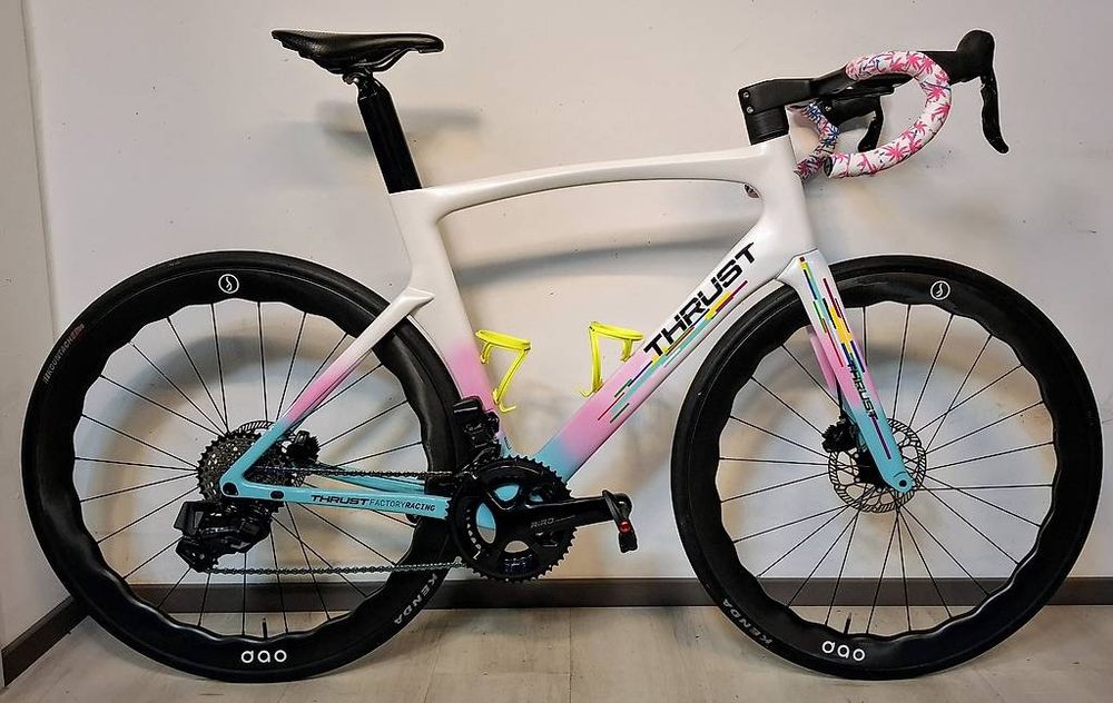 Bici corsa 56 in carbonio con cambio 12 V elettronico (Usato) a Claro ...